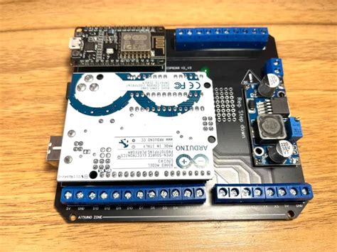 สั่งประกอบบอร์ดสื่อสาร Arduino Uno To Esp8266 เตรียมส่งให้ลูกค้าใน