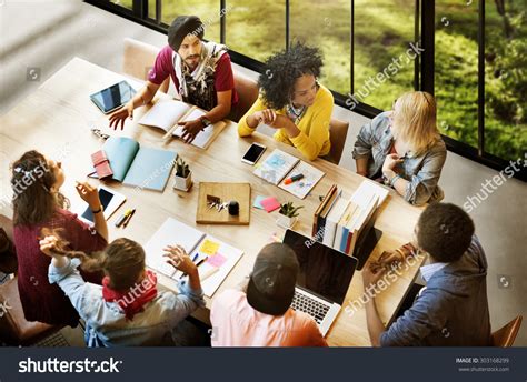 Work Together 1 413 604 Bilder Stockfoton Och Vektorer Shutterstock
