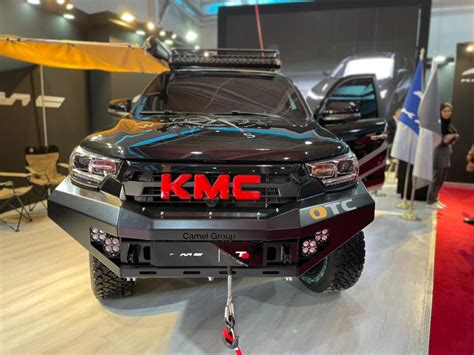 نسخه آفرود پیکاپ کی ام سی T8 در نمایشگاه تقویت ،تزیین خودرو و خدمات وابسته