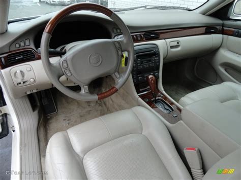 Neutral Shale Interior 2003 Cadillac Seville Sts Photo 60982090