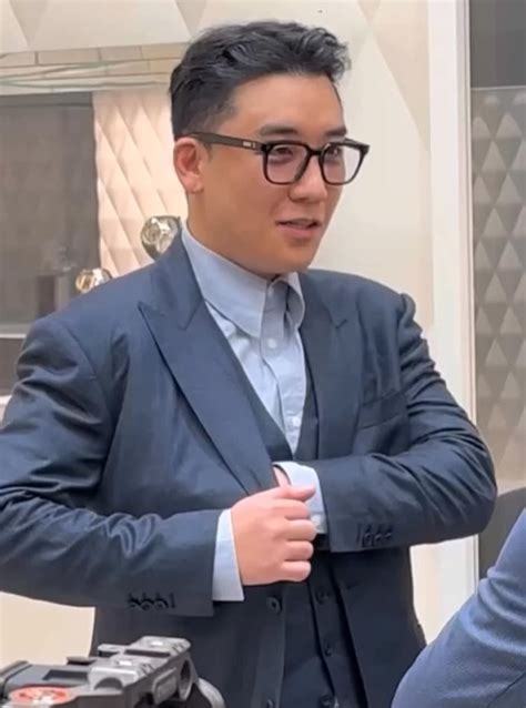 빅뱅 출신 승리 88억 반지 따라 끼나해외 사업하며 Gd보다 잘 벌어 종합