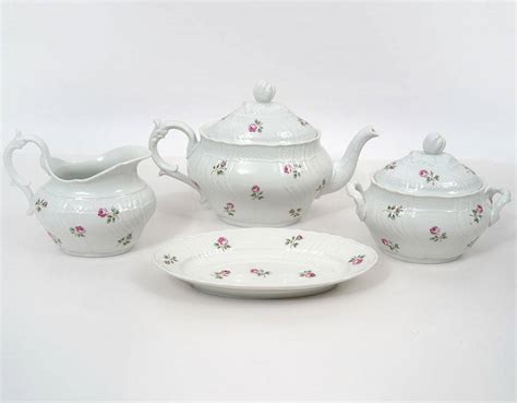 Ginori Rose Pattern Porcelain Tea Group 4pcs Auction