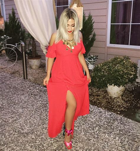 Dilara Ece çelik 1519719 Uludağ Sözlük Galeri