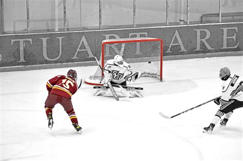 Kinch Commits To Liu Edge School