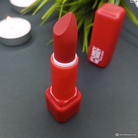 Губная помада Funky Monkey Plushy lipstick - «💔 Восхитительный алый ...