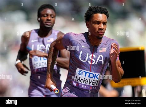 United States Jenoah Mckiver Races The Anchor Leg In A Run Off Heat