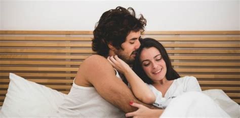 Puncak Orgasme Wanita Ada Di Usia Ini Bunda Wajib Tahu