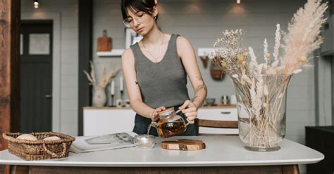 Як правильно зберігати чай у пакетиках та листовий — лайфхаки від експерта — Шуба