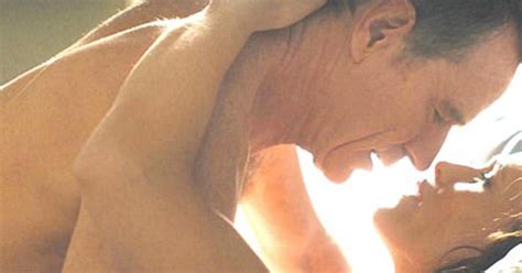 Watch Jennifer Garner S Steamy Sex Scenes With Breaking Bad Star Bryan Cranston