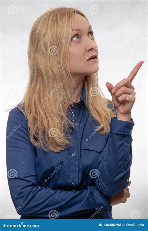 Mano Que Señala La Derecha Fotos De Stock Descarga 373 Fotos Libres de Derechos