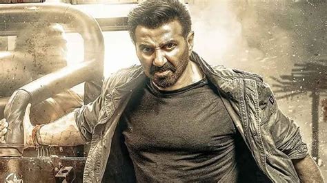 Jaat Box Office Collection Day 4 Sunny Deol Movie Sunday Earning Salman