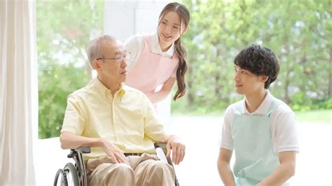 人間の尊厳とは？ 尊厳の保持と自立支援につながる施設環境づくり｜daiken Architect News
