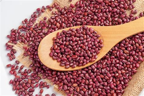Premium Photo Red Azuki Beans On Burlap In Wooden Spoon Raw Uncooked Adzuki Grains Vigna Angularis