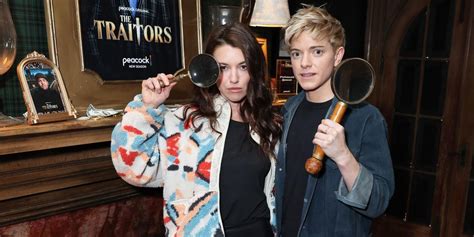 Taskmasters Mae Martin Poses With Girlfriend Parvati Shallow In Sweet