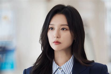 Kim Ji Won Métamorphosée En Chirurgienne Prodige Dans Le Drama Médical