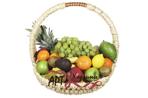 Корзинка с фруктами в подарок 66 фото