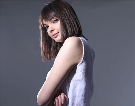 Model Photoshoot Wnw