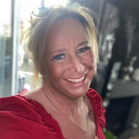 Elisabeth Schmitt Youtube