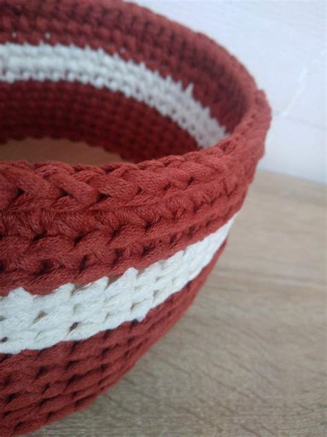 Кошик вязаний декоративний — ціна 140 грн у каталозі Скриньки Купити товари для дому та побуту