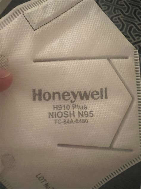 Random Mask Twitter Thread Rmasks4all