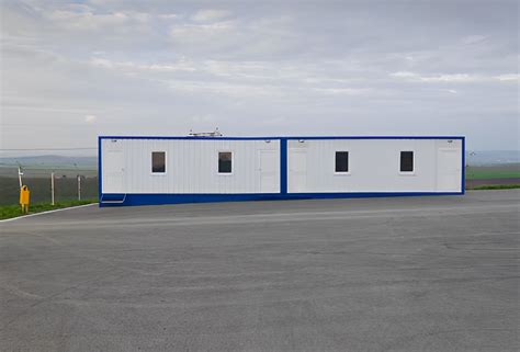 the pros and cons of using shipping containers for self storage
