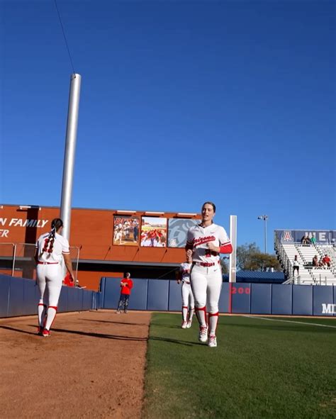 Arizona Softball Picking Up Where She Left Off 🔥 After Hitting 667