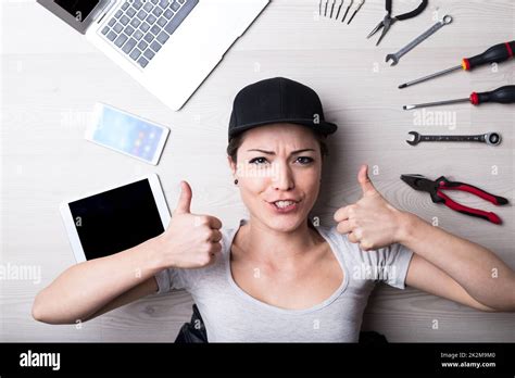 Computer No Problem Says This Woman Stock Photo Alamy