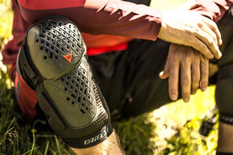 Обзор защиты Dainese
