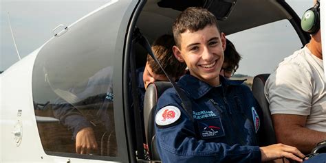 Découvre Les Escadrilles Air Jeunesse Aae