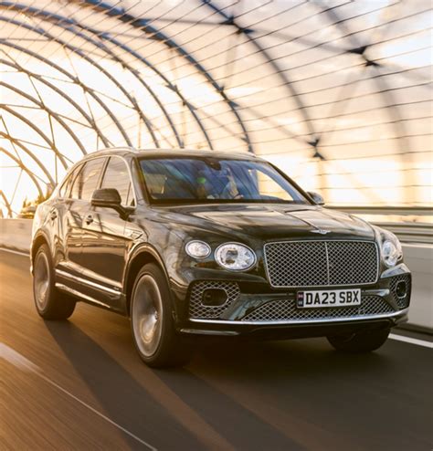영국에서 가장 리스펙하는 자동차 회사는 벤틀리 2년 연속 선정…완전전동화 실현하는 비욘드100 높게 평가 네이트 뉴스
