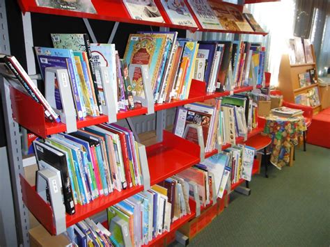 Beckenham Te Kura Library Blog May 2013