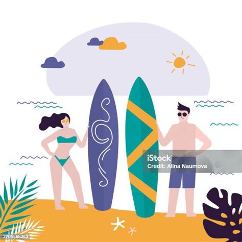 서핑 보드와 함께 해변에 서 있는 귀여운 커플 해변에서 서핑하는 백인 사람들 모래 배경에 바다 여름철 익스트림 스포츠 서핑 장소 관광에 대한 스톡 벡터 아트 및 기타 이미지