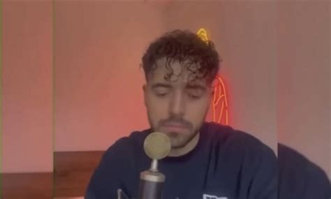 انتخاب برای شروین حاجی‌پور به‌عنوان بهترین ترانه اجتماعی سال