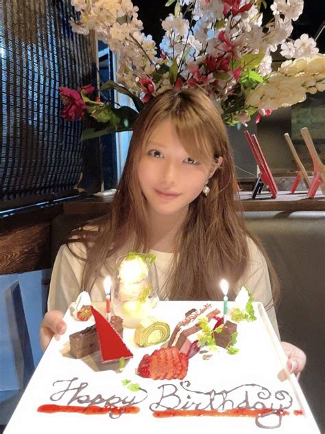 오늘 생일인 아이자와 미나미 Avdbs