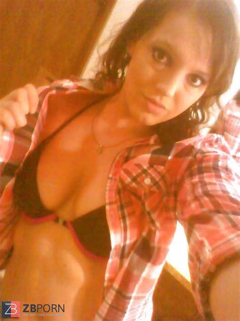 Dark Haired Sweetheart Zb Porn