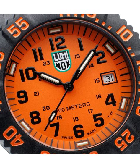 Luminox X22079 G Collection 2070 Series Sea Lion Watch •