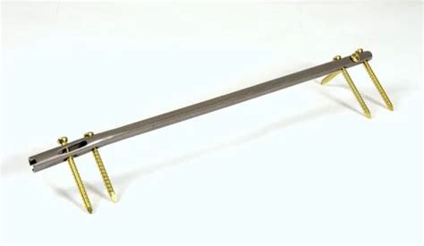 Expert Universal Tibia Nail Crimped Stainless Steel And Titanium At Rs