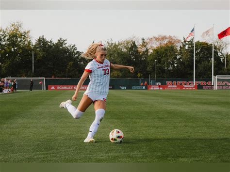 Riley Tiernan Of Rutgers Womens Soccer Signs Contract With Angel City
