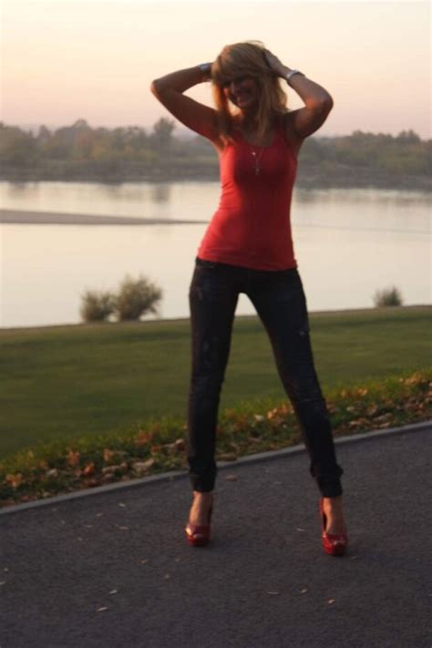 At The Riverbank Kar0