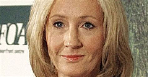 인기 추리소설 작가 알고보니 해리포터 조앤 롤링