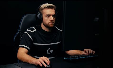 Logitech Pro X Tkl Lightspeed Keyboard Harga And Spesifikasi 2025 Eraspace