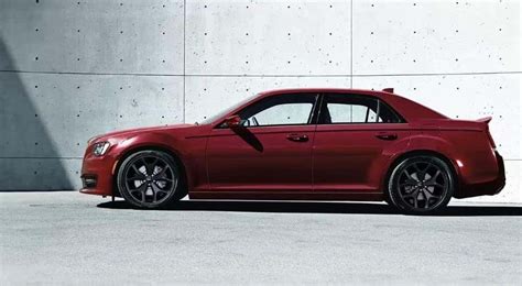 2024 Chrysler 300 Luxury Interior