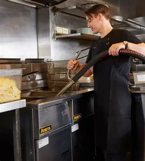How To Get Rid Of Cooking Grease Responsibly