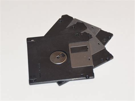 Floppy Disk Teardown IFixit