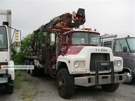 1985 Mack U Model
