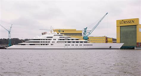 Azzam The Largest Yacht In The World Yachtworld Uk