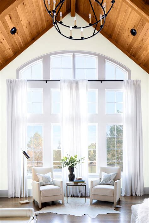 22 Vaulted Ceiling Ideas For A Striking Space