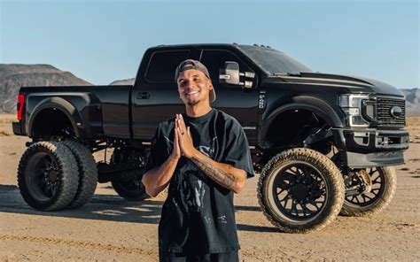 Man Finds His Stolen Ford F450 Truck In Texas After 10000 Reward