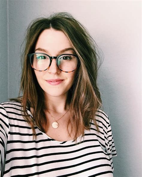Pinterest Kaileighklein Girls With Glasses Girl Fashion