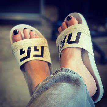 Lori Petty Feet Aznudefeet